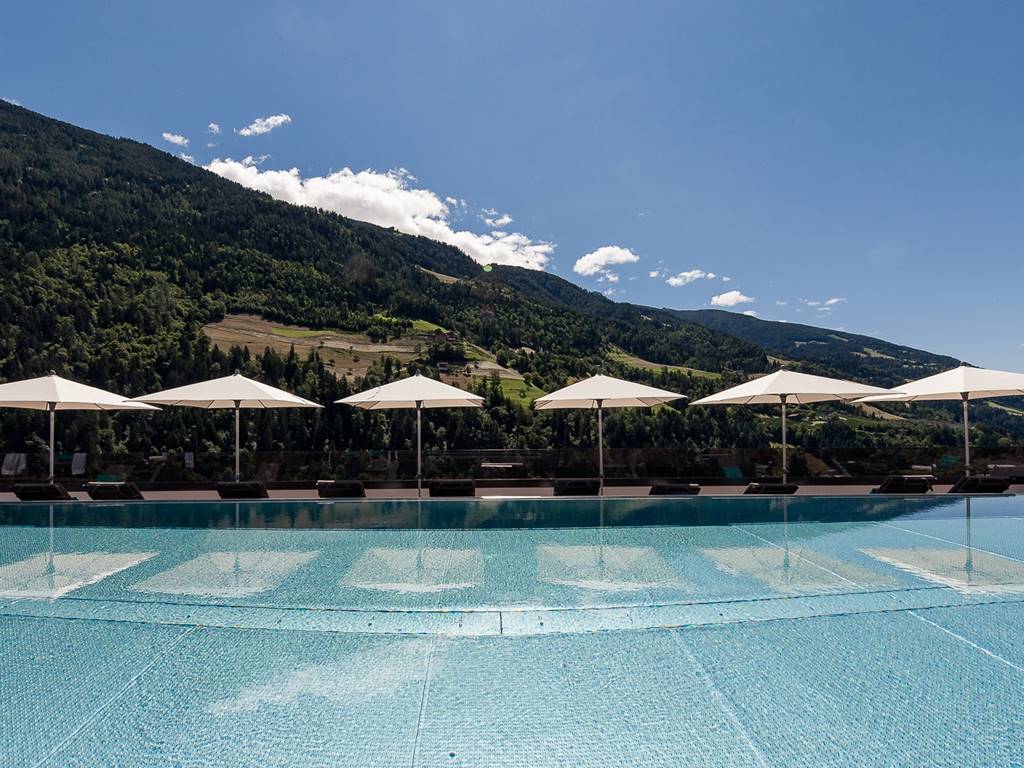 Quellenhof Luxury Resort Passeier - St. Martin in Passeier - Meran und ...
