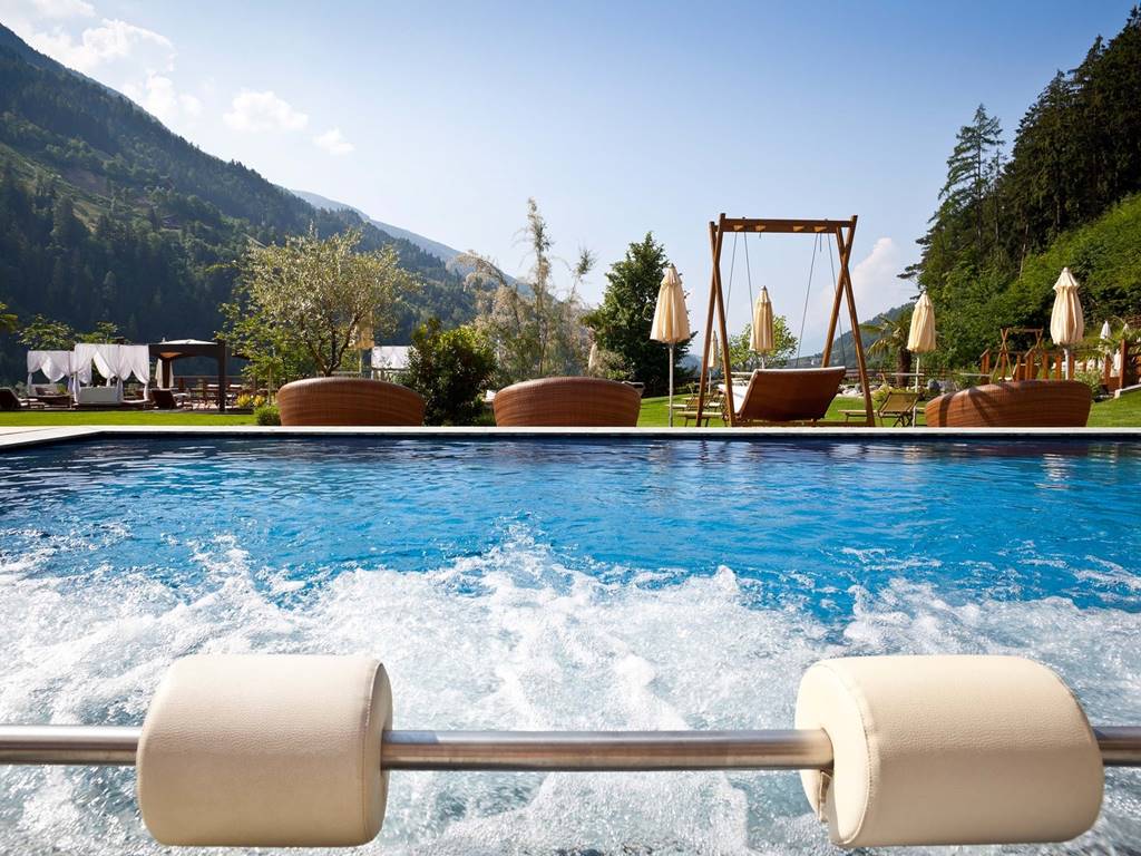 Quellenhof Luxury Resort Passeier - St. Martin in Passeier - Meran und ...